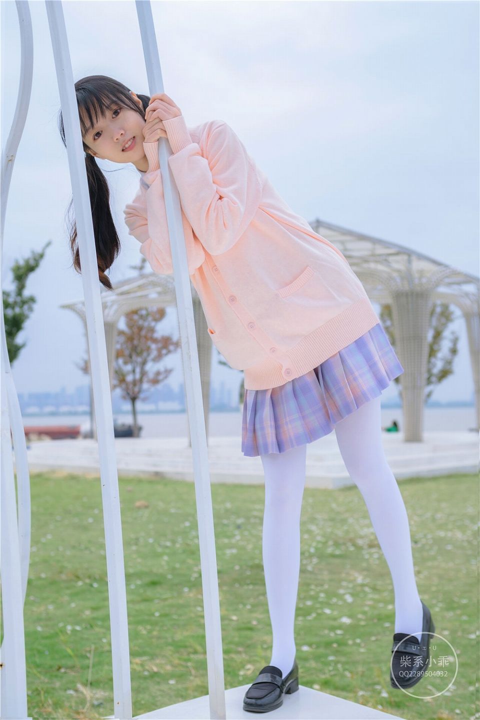 赤西夜夜(稚乖画册/柴系小乖) – Cos写真合集资源下载[33套][全套最新作品][持续更新] – 主播团吧